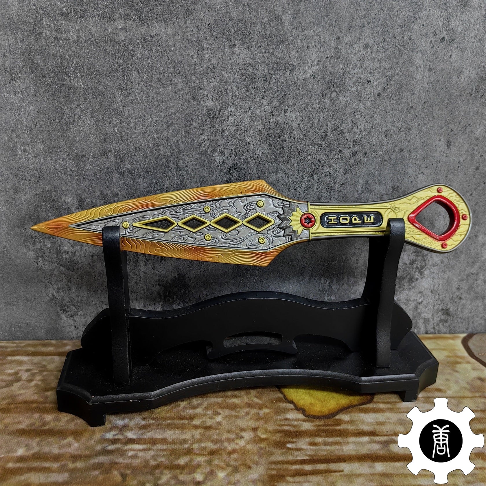 Metal Wraith Kunai Color Life Size Replica – Leones Marvelous Items