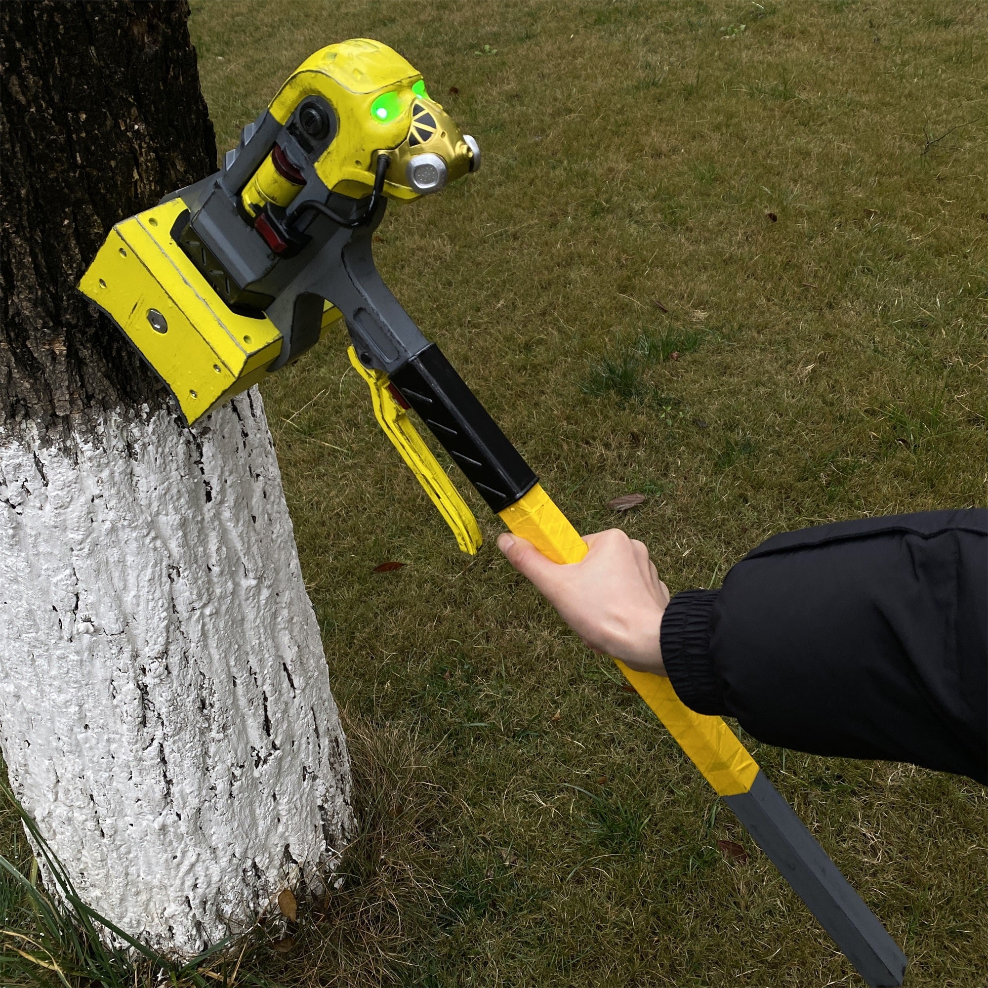 Caustic Heirloom Death Hammer Replica Cosplay Prop – Leones Marvelous Items