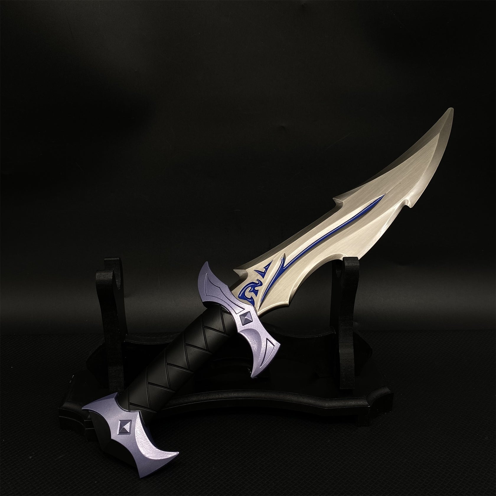 Game Reaver Knife Metal Blunt Blade Dagger Prop Replica – Leones ...