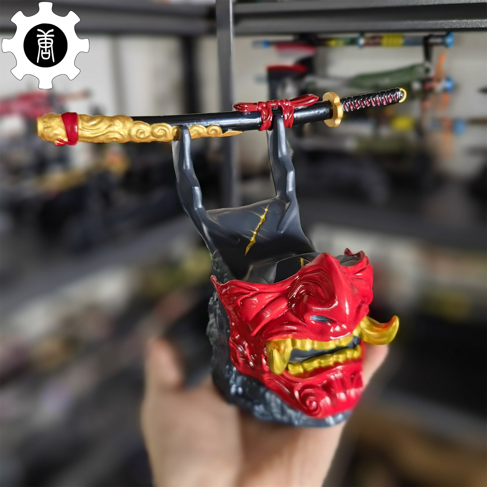 Ghost Oni Samurai Helmet Gaming Controller Stand – Leones Marvelous Items