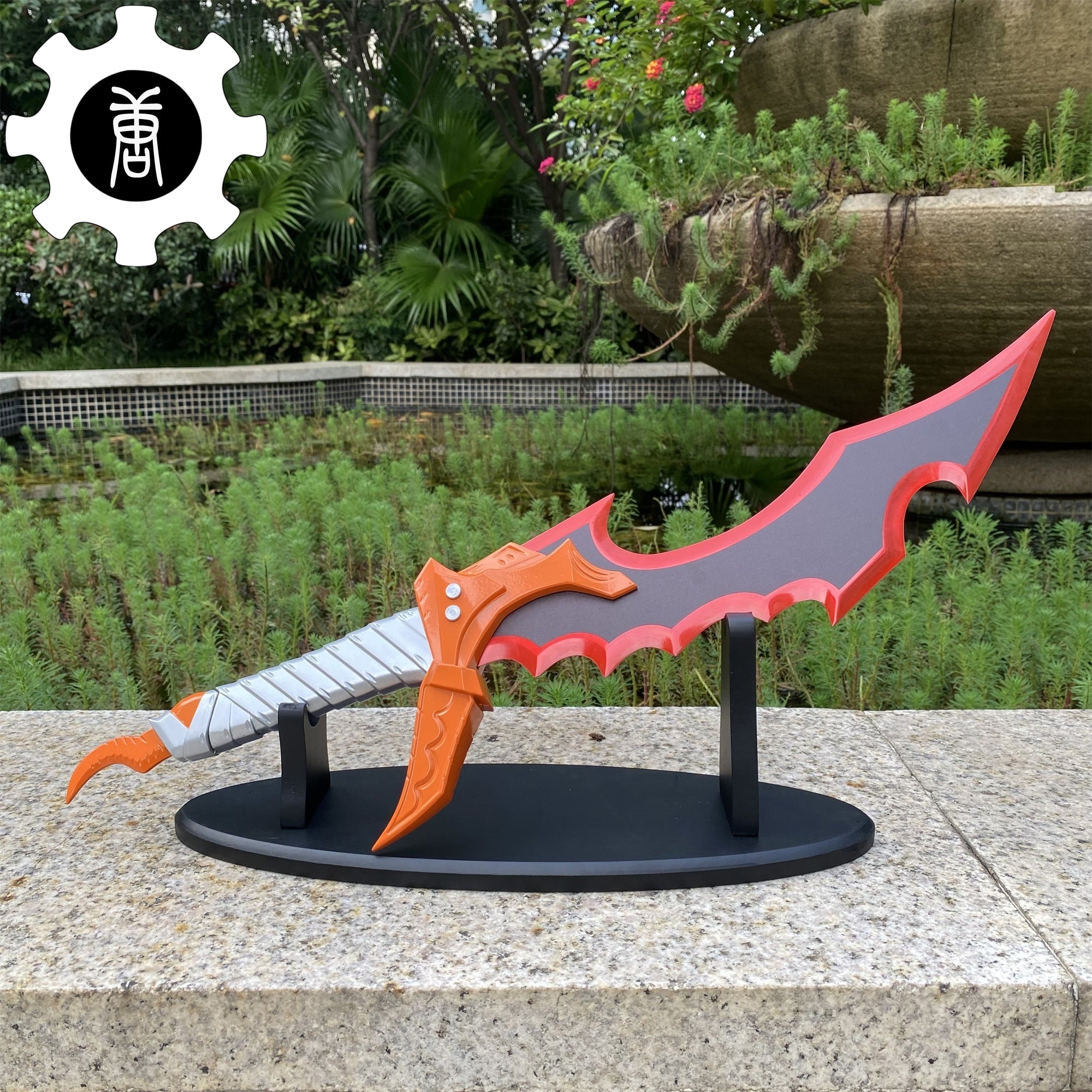 Kasaka's Venom Fang Dagger & Knight Killer Foam Dagger Life-Size Metal ...
