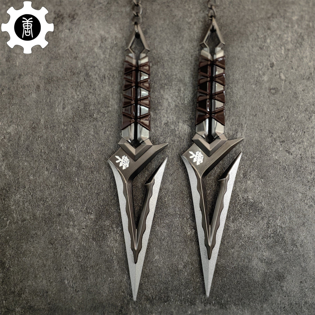 Kuronami no Yaiba A Pair Game Metal Prop – Leones Marvelous Items