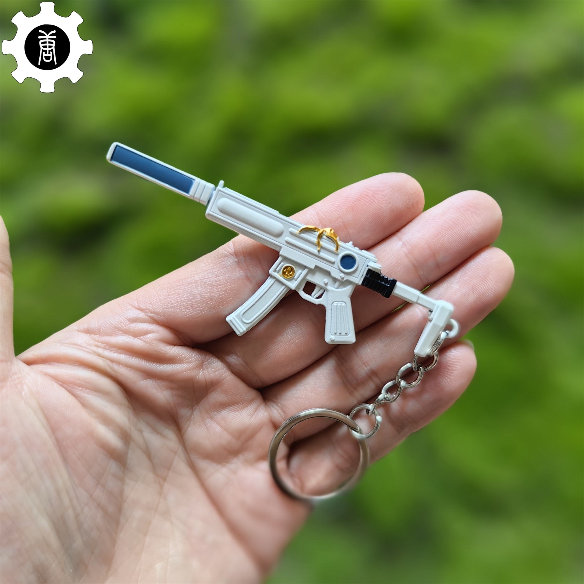 Cool Neptune Spectre Gun Metal Keychain – Leones Marvelous Items