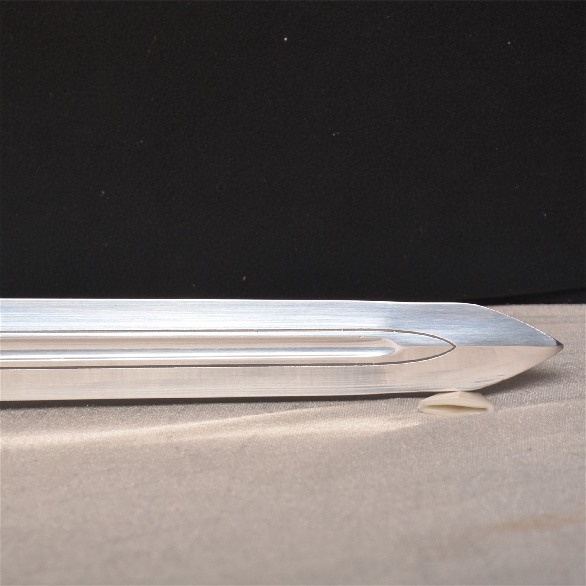 Viking Sword of Ragnar Lothbrok Life-size Metal Replica – Leones ...