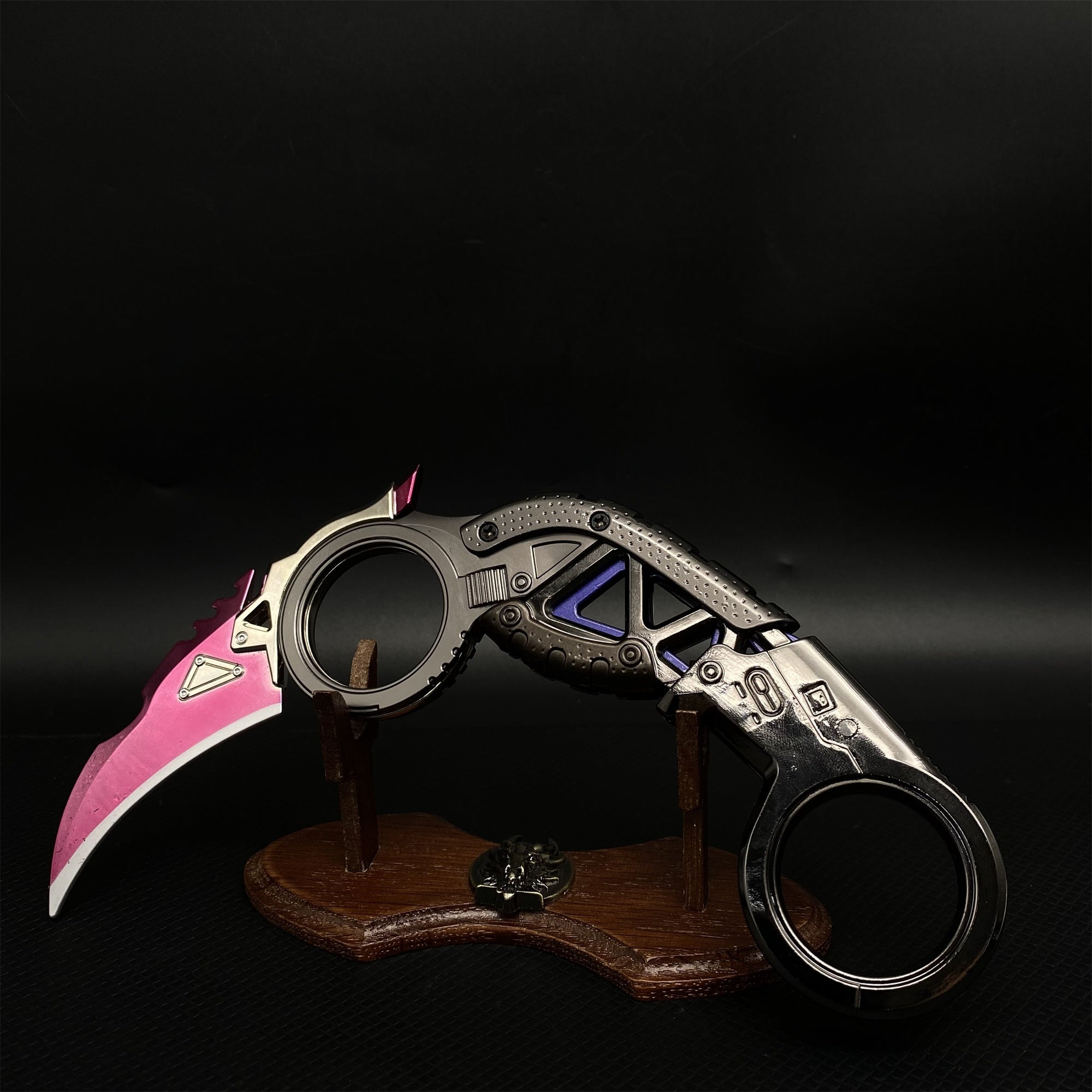 New Raptor's Claw Karambit Metal Replica-Foldable Version – Leones ...