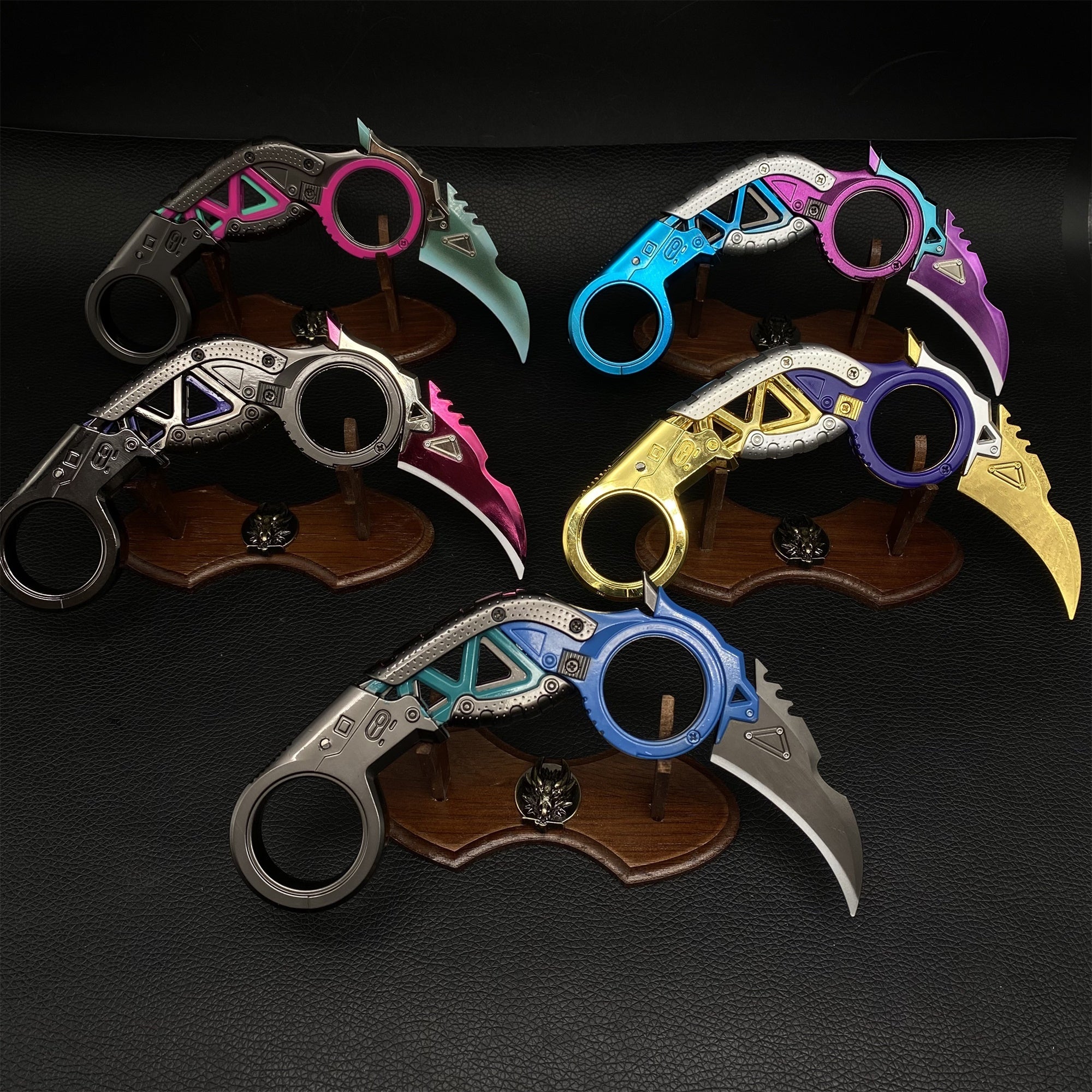 New Raptor's Claw Karambit Metal Replica-Foldable Version – Leones ...