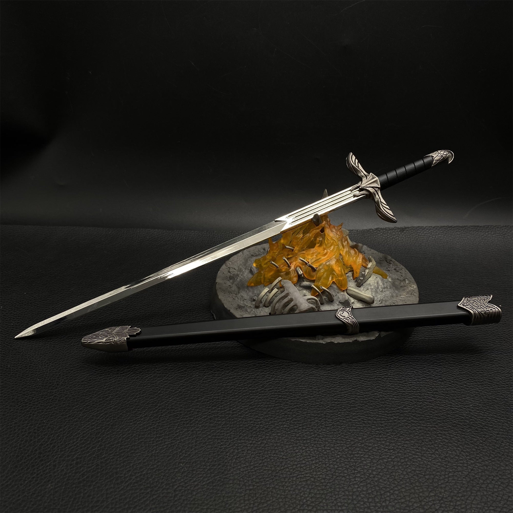 Sword of Altaïr Metal Replica – Leones Marvelous Items
