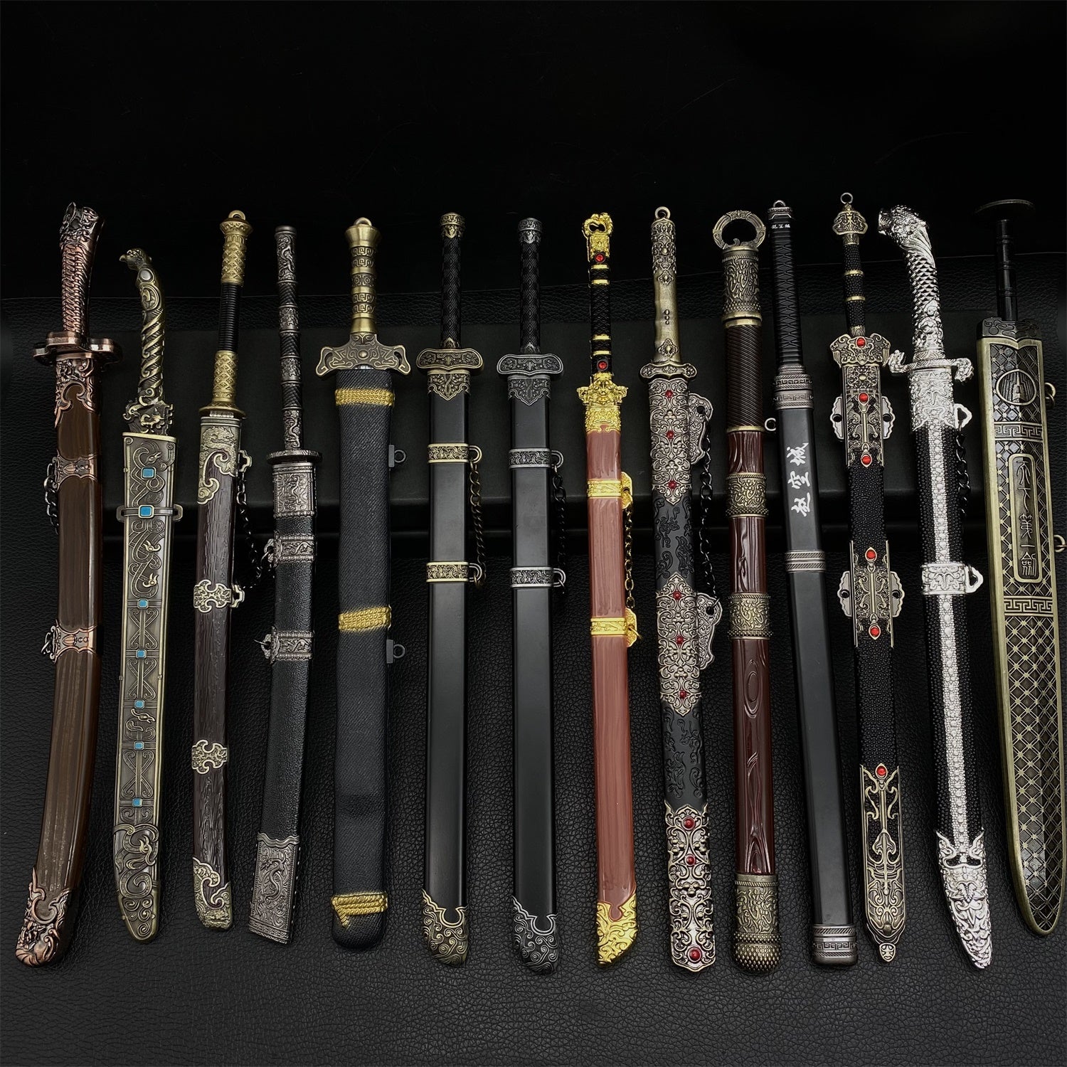 Chinese Style Swords Metal Tiny Sword Replicas – Leones Marvelous Items